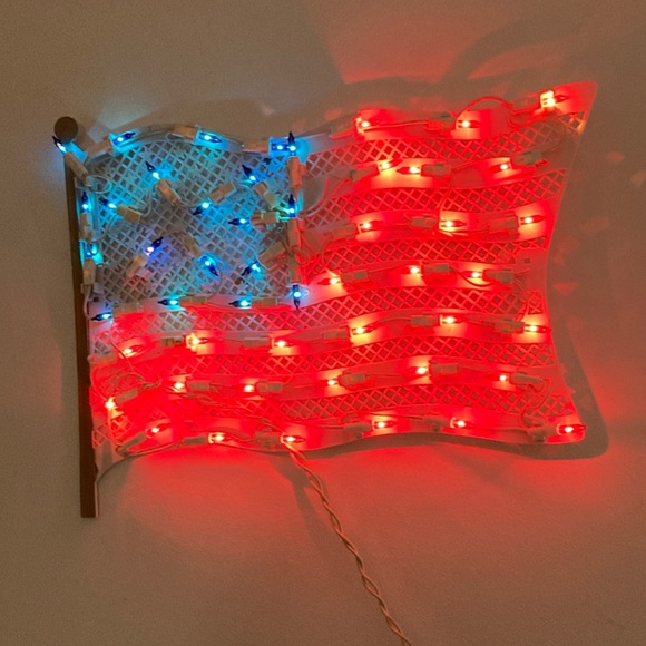n/a | Accents | Vintage Lighted Patriotic American Flag Window ...